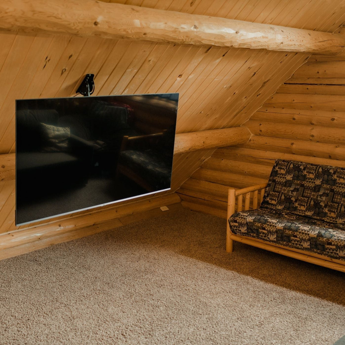 Bedroom TV Wall Mount Ideas For Utilizing Space | Mount-It!