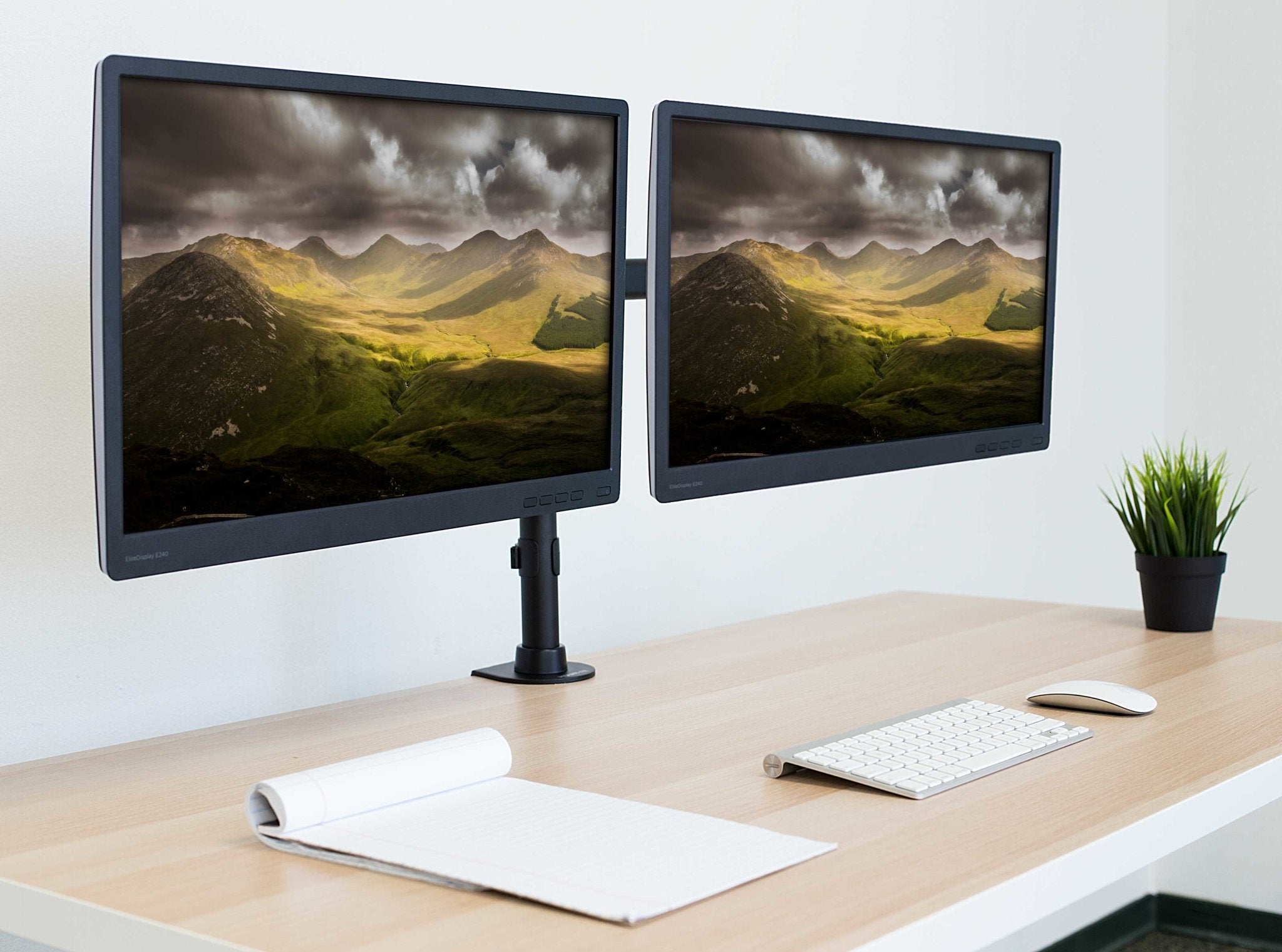 How To Tell If A Computer Monitor Can Be Mounted | Mount-It!
