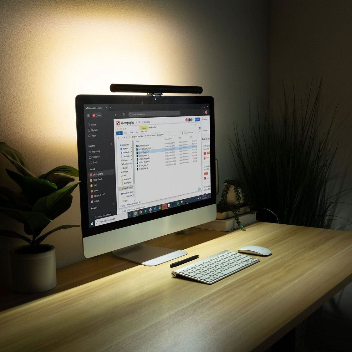 Mount-It! Monitor Light Bar - Mount-It! | TS-7010